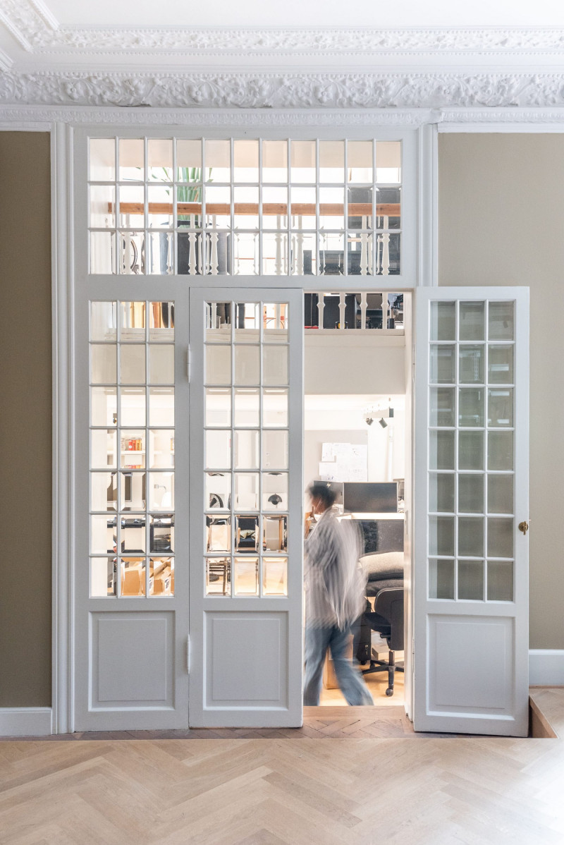 Contact - Nine United